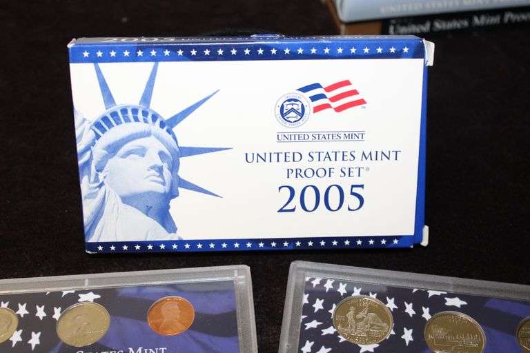2005 U.S. Mint Proof Coin Set - Auction Ohio