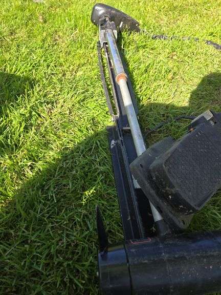 TROLLING MOTOR WITH FOOT PEDAL. - Auction Ohio