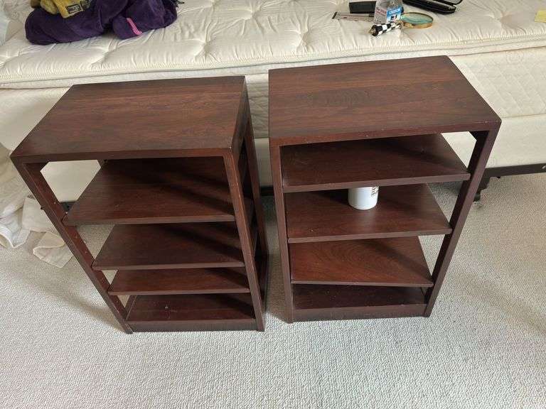 2 small wood shelves - Auction Ohio