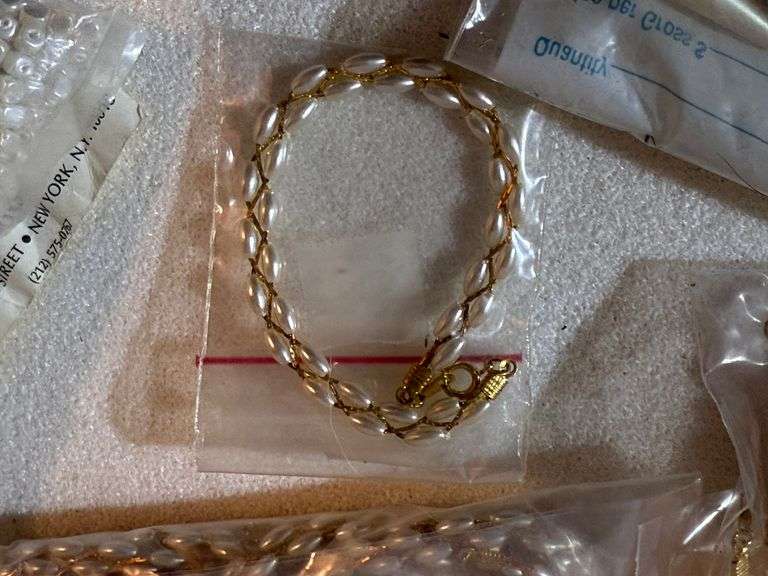 New Pearl Bracelets in Packages - Auction Ohio