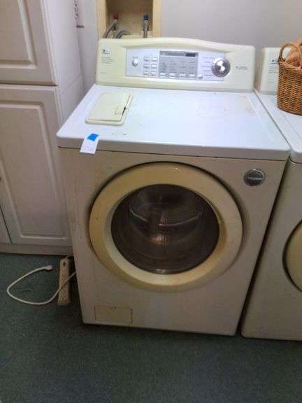 LG front load. Close washing machine - Auction Ohio