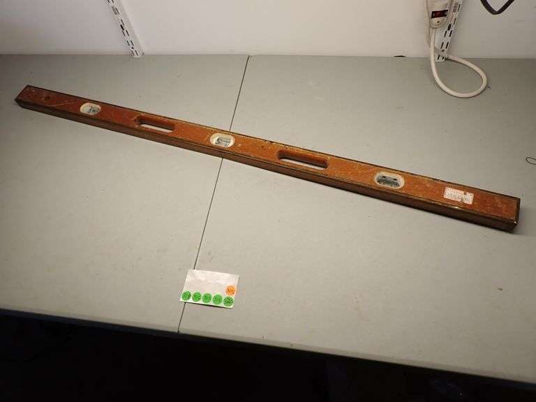 4' Four Foot American 6 bubble Level - Auction Ohio