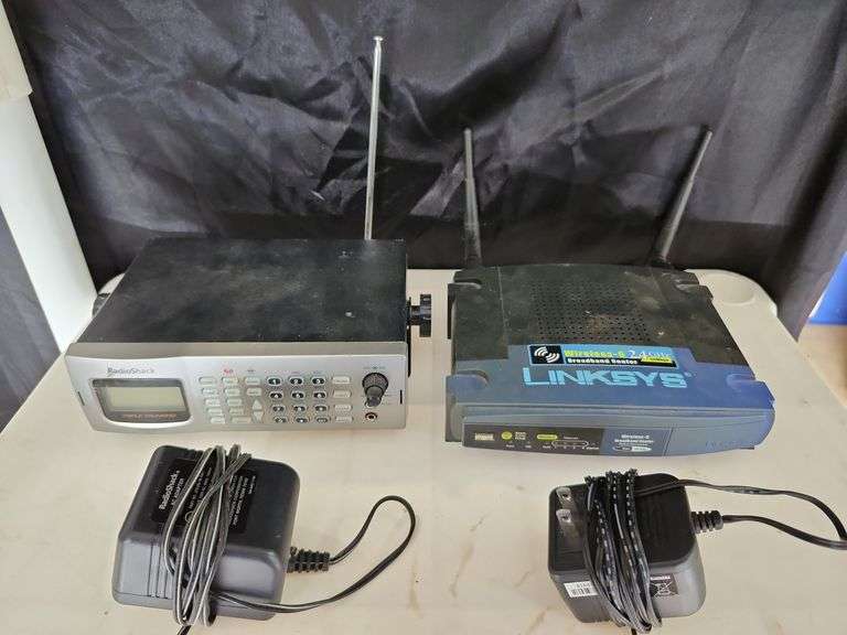 Radio Shack Scanning Receiver & Links Router - Auction Ohio