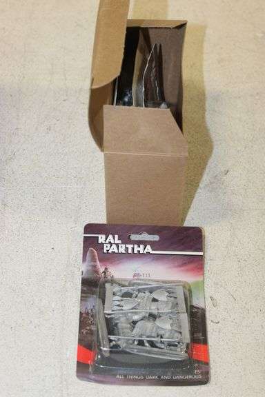 Ral Partha Legion of Justice Knights Die-Cast Figures - Auction Ohio