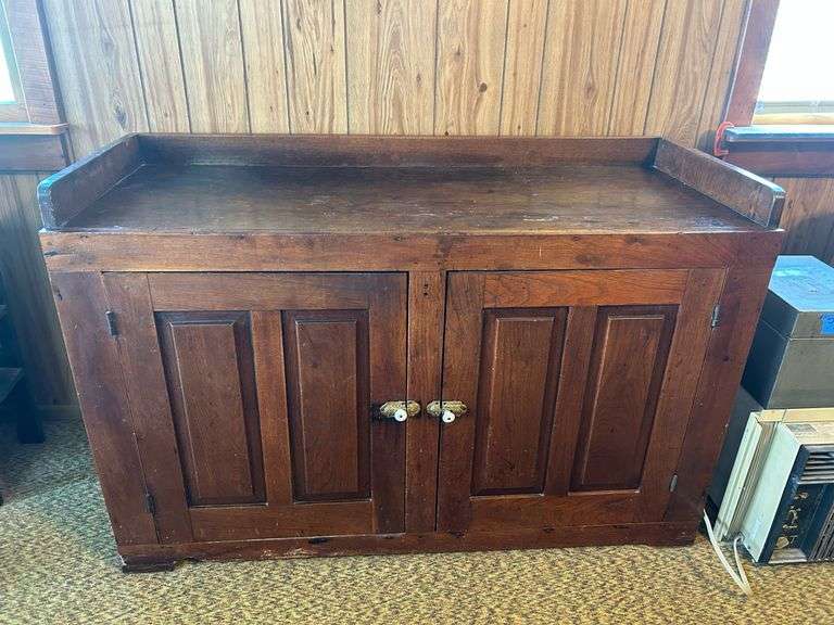 Primitive Dry Sink - Auction Ohio