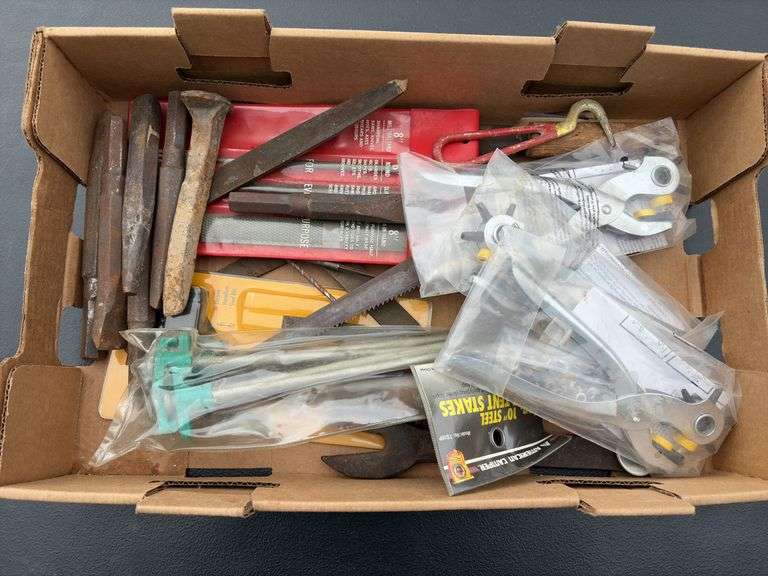 Tray Lot of Miscellaneous Tools - Auction Ohio