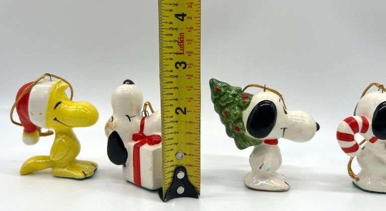 United Feature Syndicate - Peanuts Ornaments - Auction Ohio