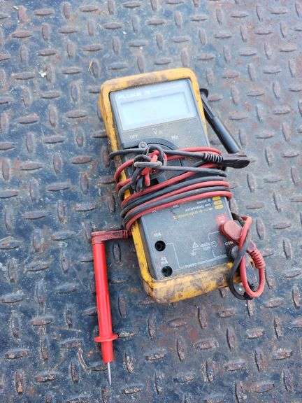 Fluke 79 Series Multimeter - Auction Ohio