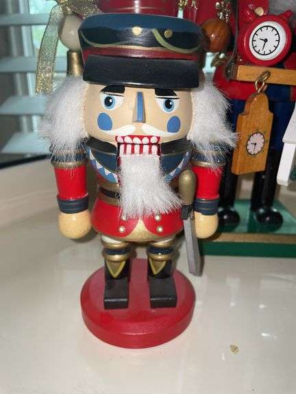 Assorted Nutcracker Collection - Auction Ohio