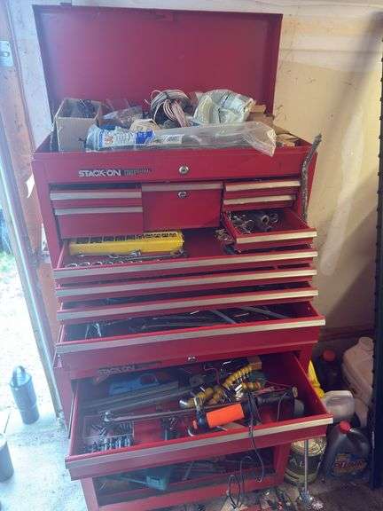 STACK-ON PROFESSIONAL SERIES TOOL BOX - Auction Ohio