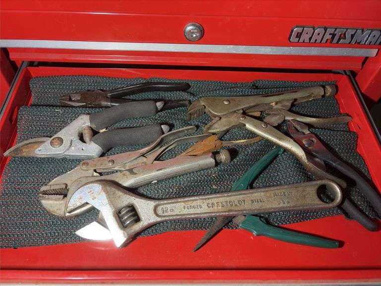 Contents of Seven Tool Drawers - Auction Ohio