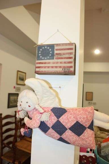 Ohio Flag Plaque & Quilted Angel Figure - Auction Ohio