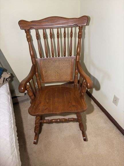 Oak Rocker - Auction Ohio