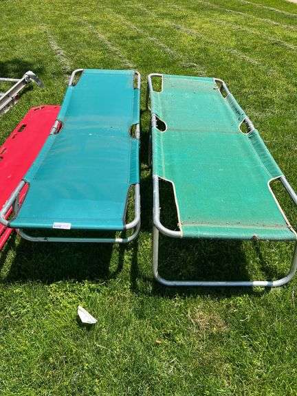 Cots & Back Board - Auction Ohio