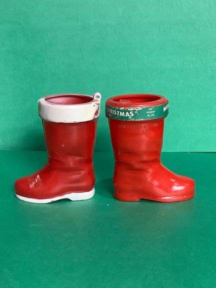 paper mache boots - Auction Ohio