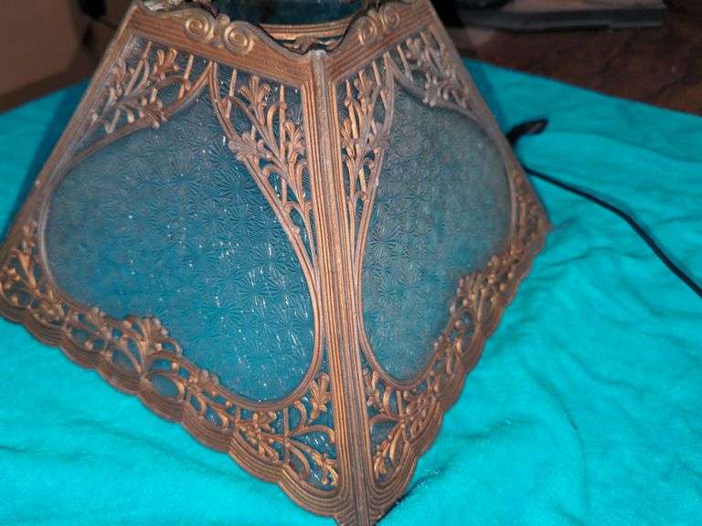 Antique Filigree Lamp Shade - Auction Ohio