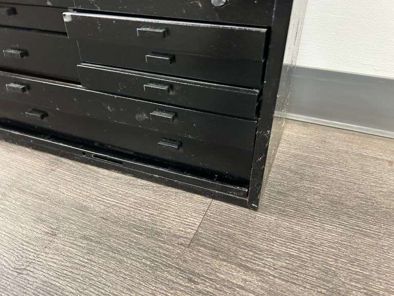 Stack-On Toolbox - Auction Ohio