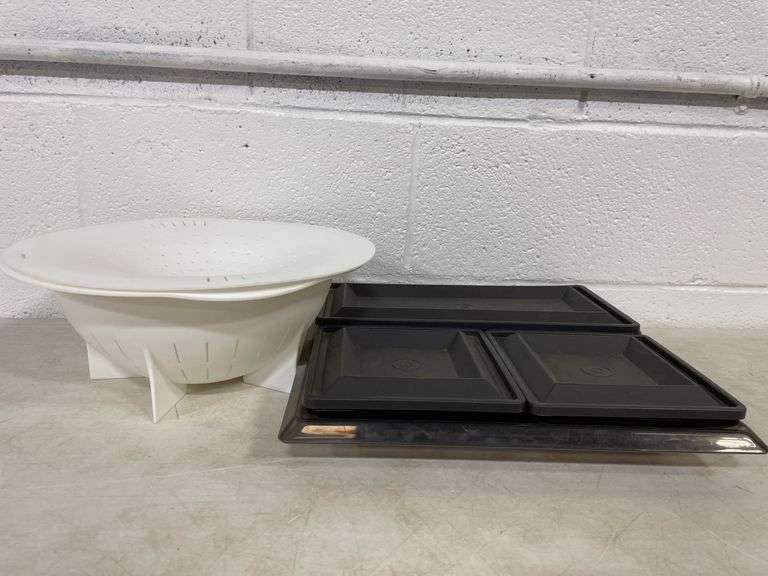 Tupperware - Auction Ohio