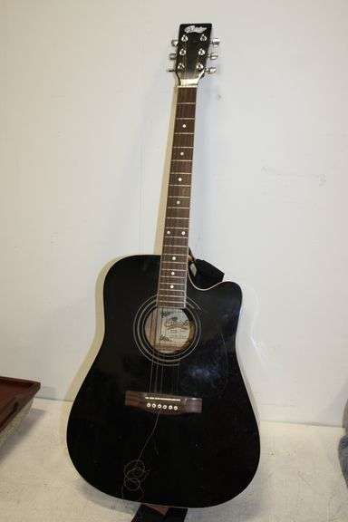 Copley Classical Guitar - Auction Ohio