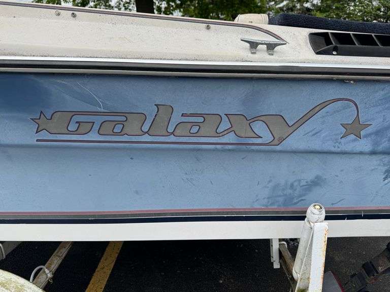 1999 Galaxy Boat And Trailer - Auction Ohio