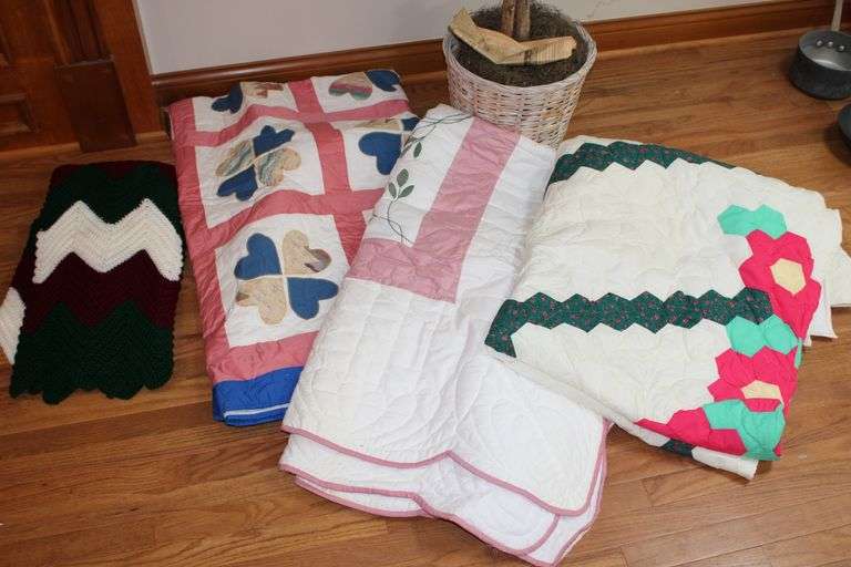 Calico Quilts, Afghan & Ficus Tree - Auction Ohio