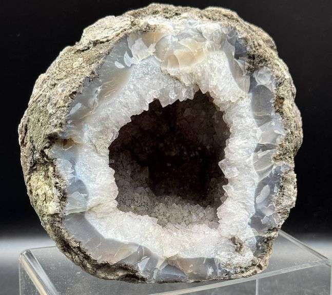 Natural Agate Geode Display Specimen with Druzy Center - Auction Ohio