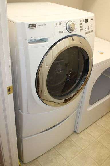 Maytag 300 Series Washing Machine - Auction Ohio