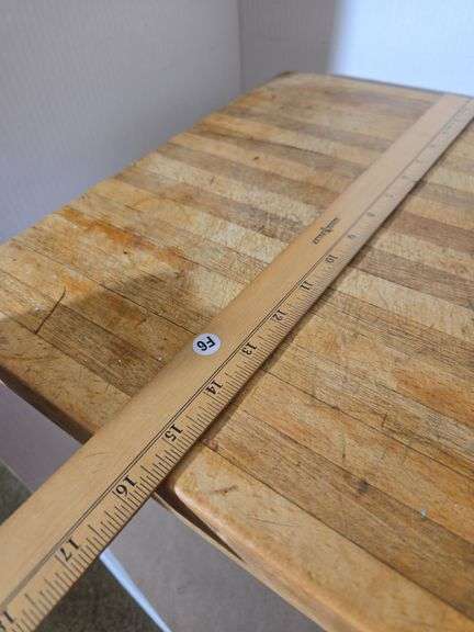 Butcher block cutting board - Auction Ohio