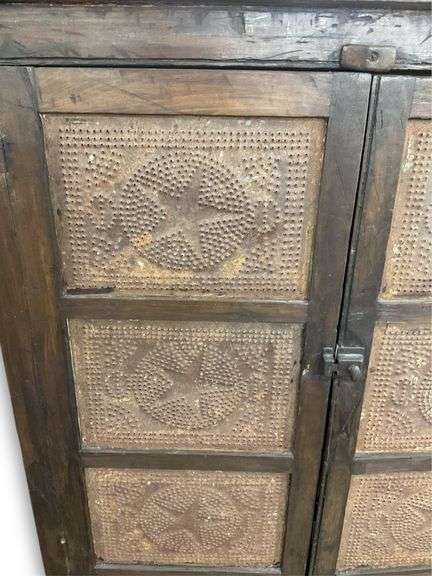 PIE SAFE - Auction Ohio