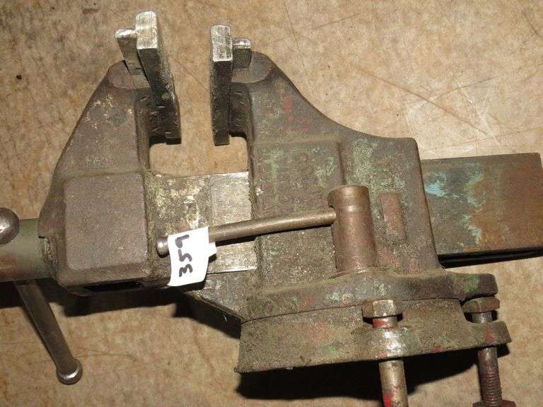 Bench Vise - Auction Ohio