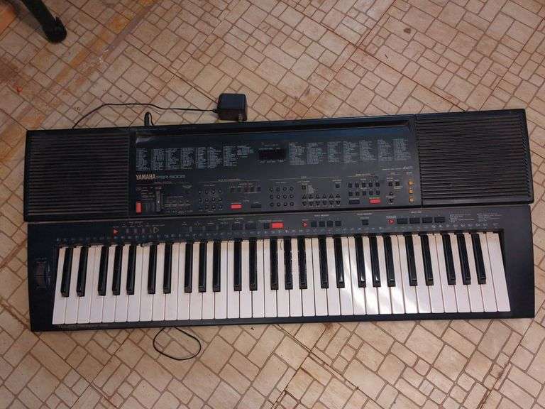 Yamaha Keyboard - Auction Ohio