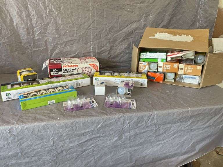 NIB Light Bulbs - Auction Ohio