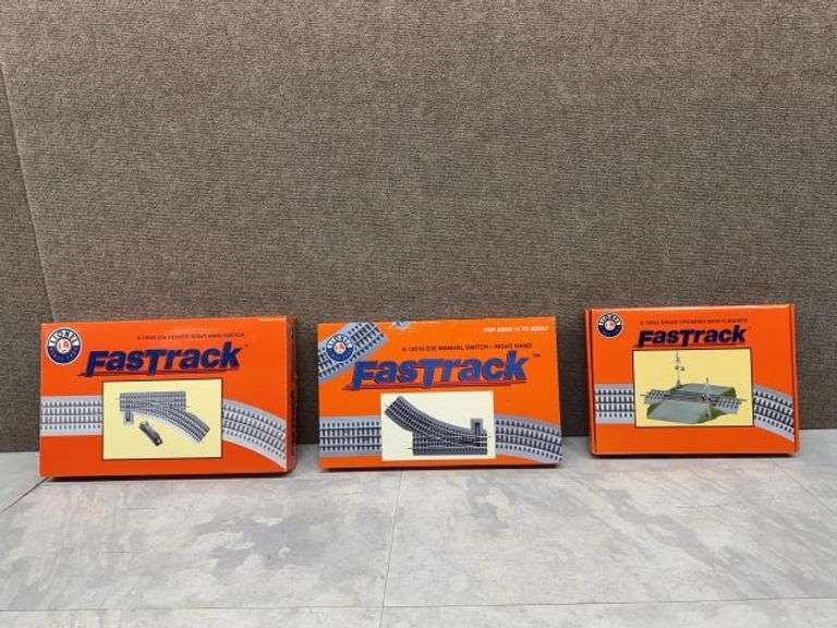 Lionel FasTrack Grade Crossing and Switch Track Lot - Auction Ohio