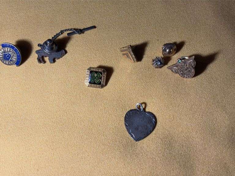 3. 10k Pins and More - Auction Ohio