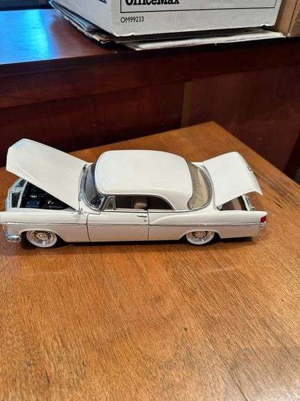 Die-Cast 1960 Buick Invicta Model - Auction Ohio