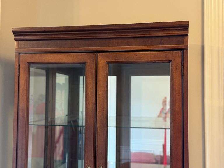 Curio Cabinet - Auction Ohio