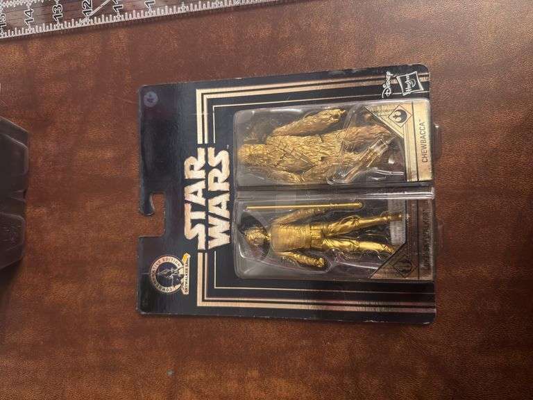 Star Wars Gold Luke Skywalker & Chewbacca Commemorative Edition 2019 ...