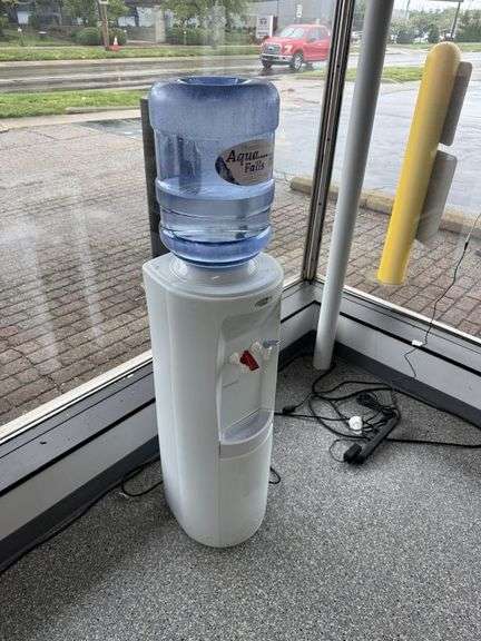 Refreshment Stand - Auction Ohio