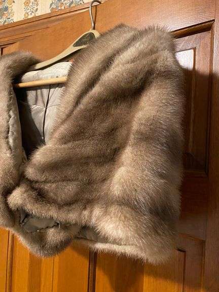 Juan De Cirota: Mink Shawl Wrap - Auction Ohio