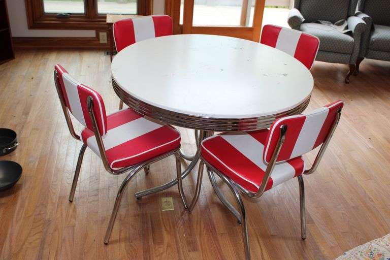 MCM 1950s Chrome Dinette Set - Auction Ohio