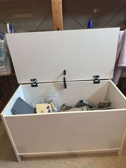 Large box of Legos and more - Auction Ohio