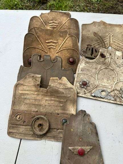 Assorted Vintage Mud Flaps with Reflectors - Auction Ohio