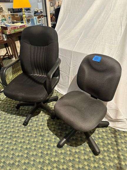 Pair of Office Rolling Chairs - Auction Ohio