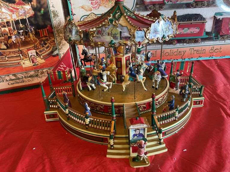 Carousel and Holiday Train - Auction Ohio