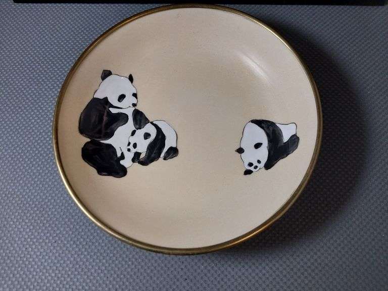 Hand-Decorated Panda Plate – Japanese Porcelain - Auction Ohio
