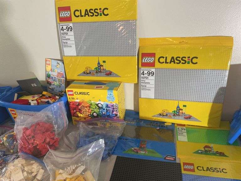 More Legos! - Auction Ohio