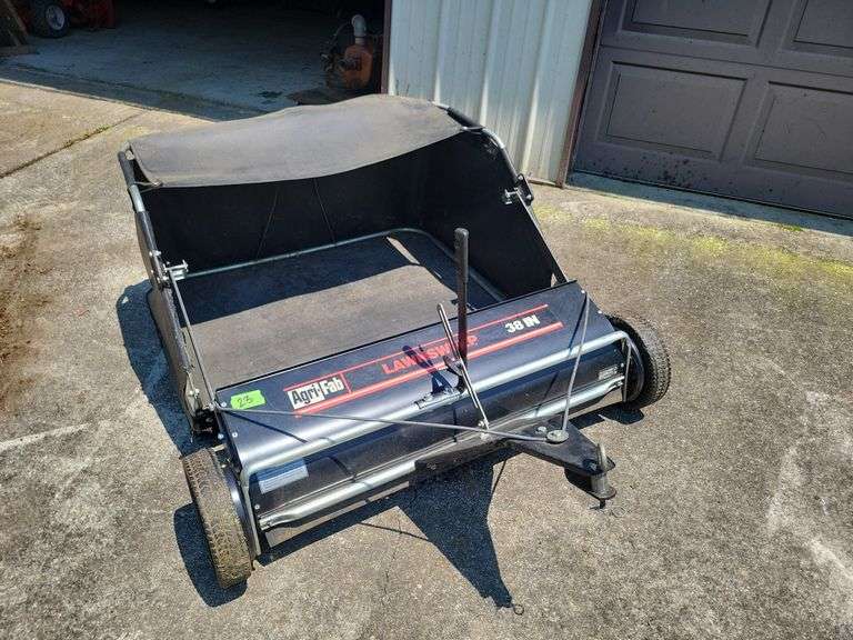 Agri-Fab 38” Lawn Sweep - Auction Ohio