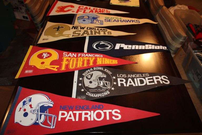 Sports Team Pennants - Auction Ohio