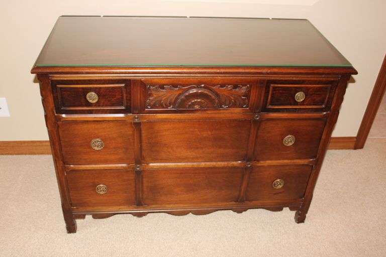 Vintage Dupont Dresser - Auction Ohio