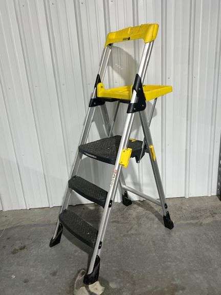 Cosco 3 Step Ladder w/ Shelf - Auction Ohio